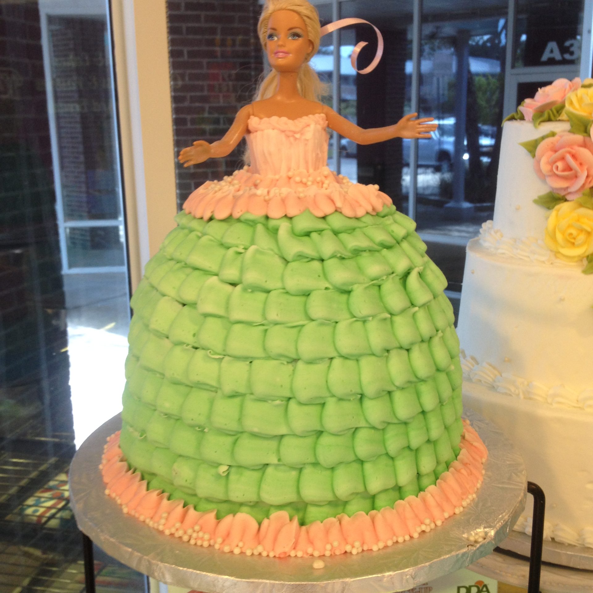 We're in the pink! Barbie-inspired food and fashion the latest fads ...
